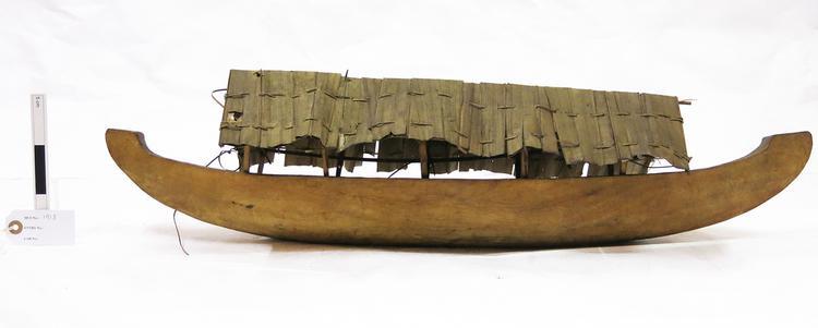 Dugout Canoe | Mapping Philippine Material Culture