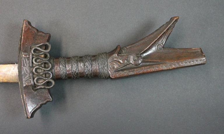 Kampilan (Sword) | Mapping Philippine Material Culture