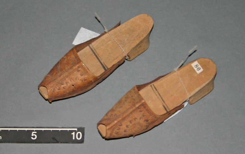 Shoes | Mapping Philippine Material Culture