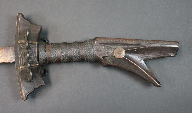 Kampilan (Sword) | Mapping Philippine Material Culture